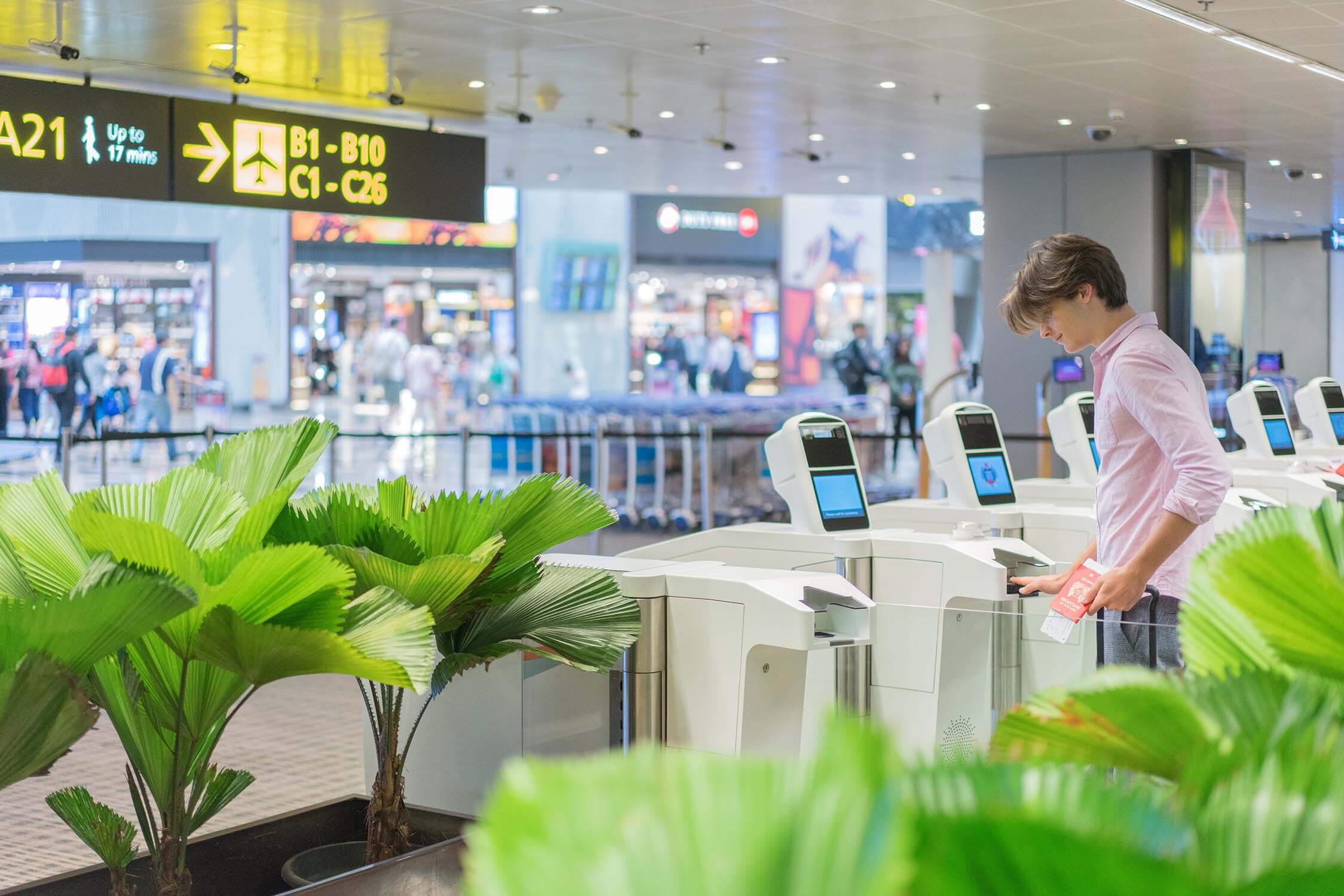 Border security - Facilitating border crossings | IDEMIA